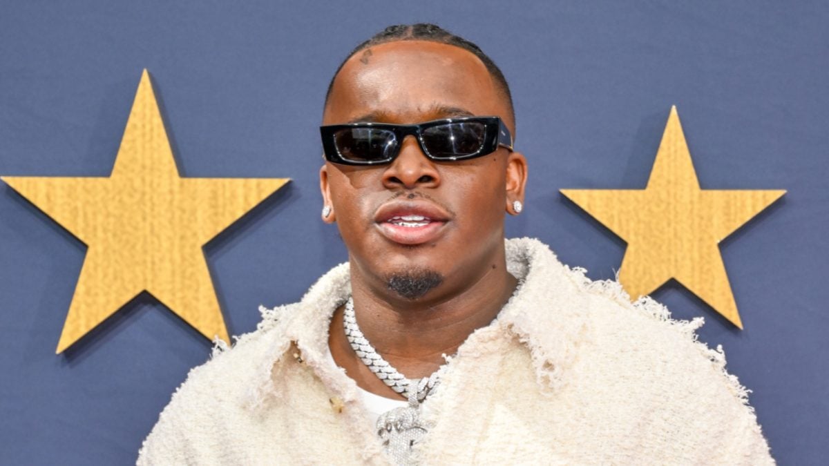 Christina Aguilera and Latto Star In Lavish New Menulog Campaign ...